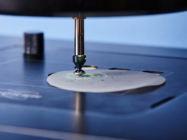 Plastics inspection explained clearly and comprehensibly